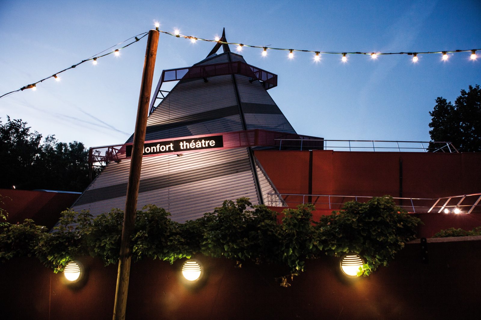 Paris - Le Monfort Théâtre recrute un chargé de billetterie (h/f ...